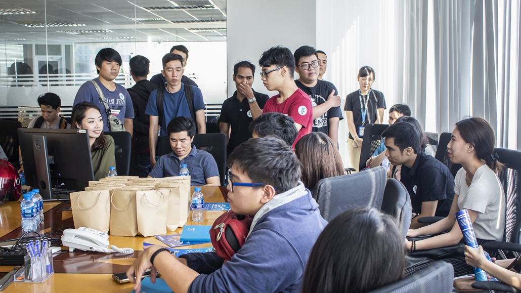 Keyframe Company Tour - Tham quan thực tế môi trường làm việc của ngành ...